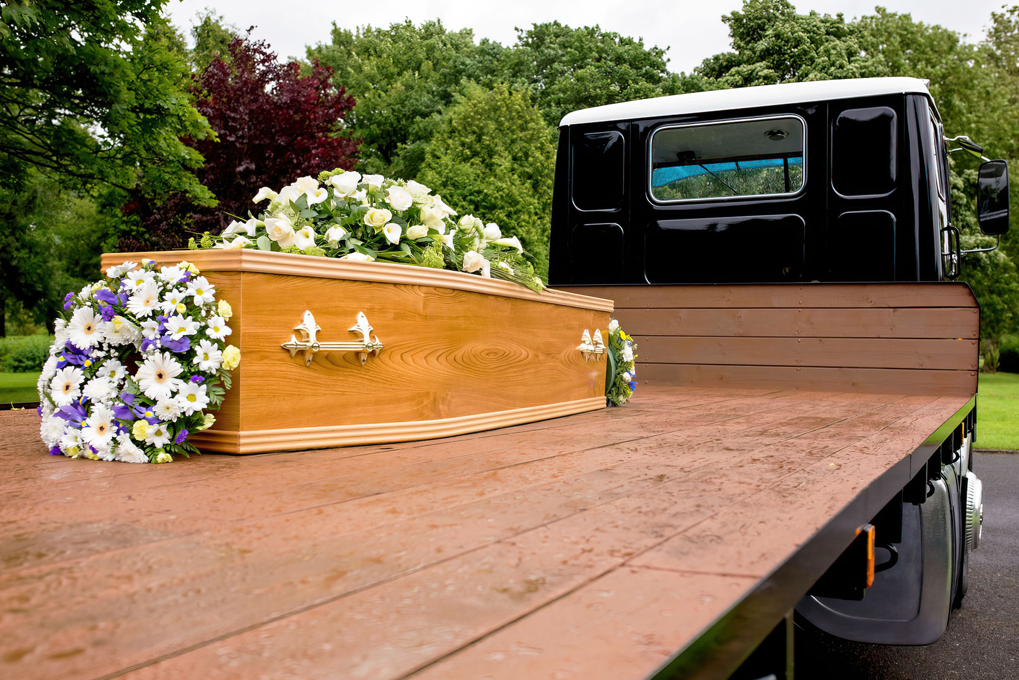 Funeral Transport and Hearses - Cliff Bradley & Sons Funeral Directors