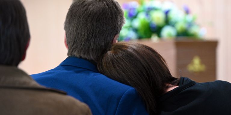 Gainsborough and Saxilby Funerals - Cliff Bradley & Sons Funeral Directors